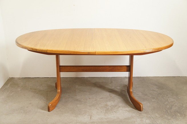 HOMEWARD [ホームワード] / GPLANダイニングテーブル┃神戸アンティーク・フランスミッドセンチュリーやアメリカンミッドセンチュリー・インダストリアルの専門店